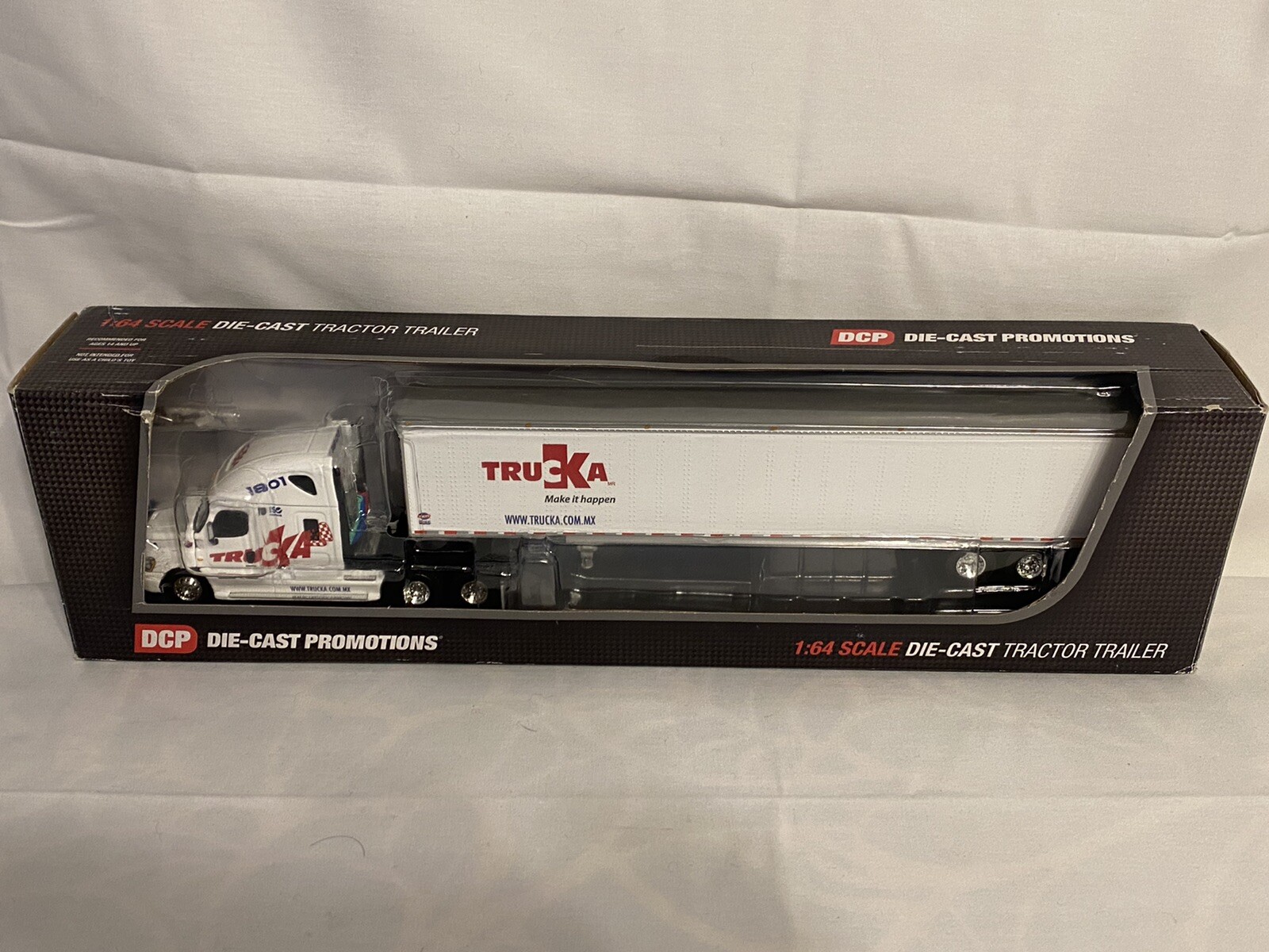 DCP 34033 "Trucka" Freightliner 1:64 Die-cast Promotions First Gear ...