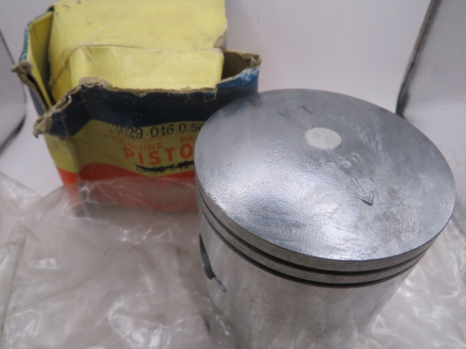 NOS Kawasaki F8 250 1971 OEM Genuine Engine .50 Over Size Piston 13029 ...