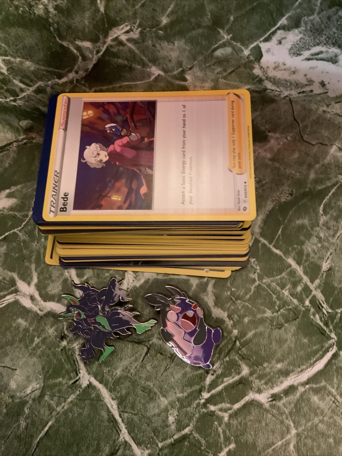 Pokémon TCG Champion's Path Premium Collection Marnie Multicolor ...