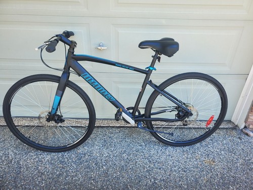 Infinity Boss.Three Disc Hybrid Unisex Bike 7-Speed 700C 17" Excellent ...