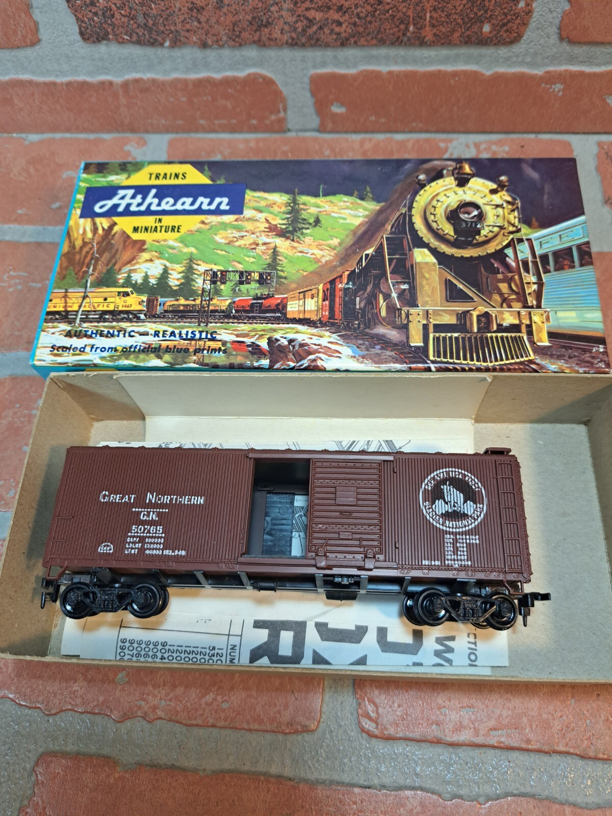 HO Athearn Great Northern 40' Wood Box 5233 | eBay