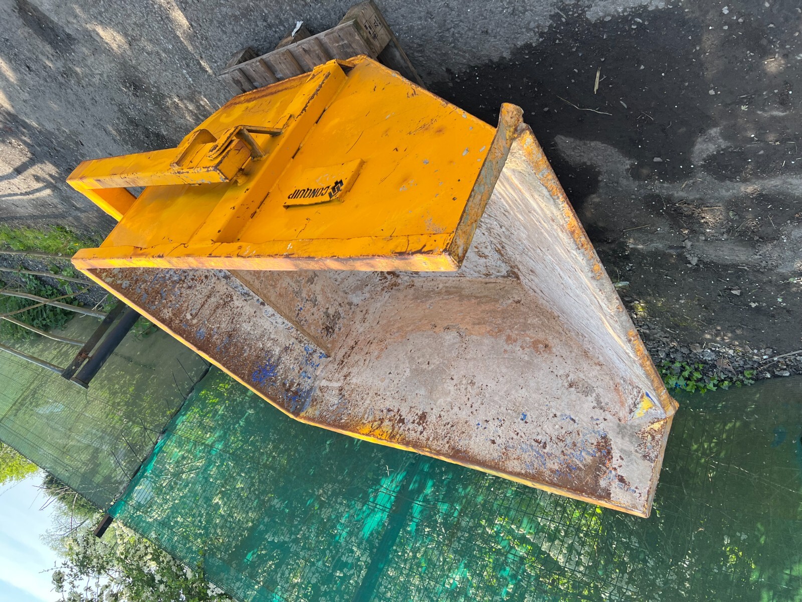 Choice Conquip Concrete Skips £700+vat Lifting Attachment Crane Digger ...