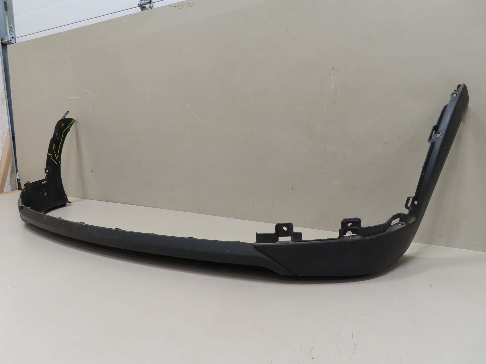 2016-2018 HYUNDAI TUCSON SUV FRONT LOWER BUMPER COVER PANEL OEM 86512 ...