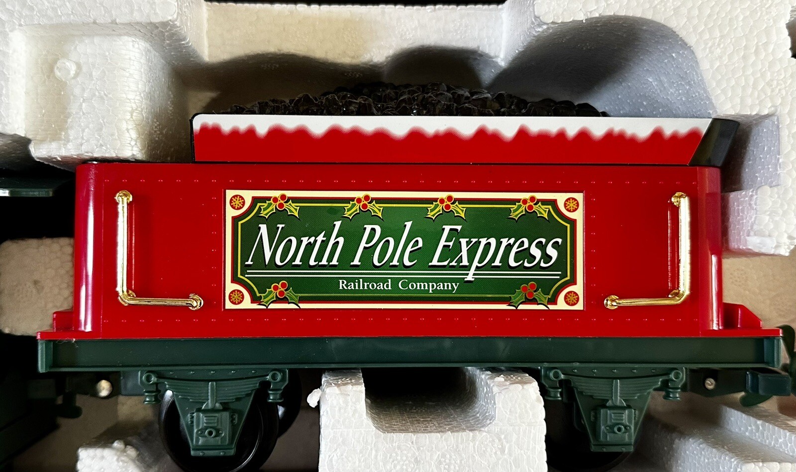 EZTEC North Pole Express Christmas 40 Piece Train Set 37181 - Open Box ...