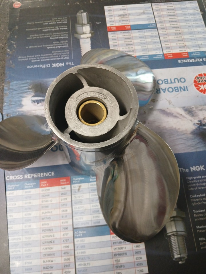 REBUILT AND BALANCED MERCURY STAINLESS STEEL PROPELLER #72762A4 13X19 ...