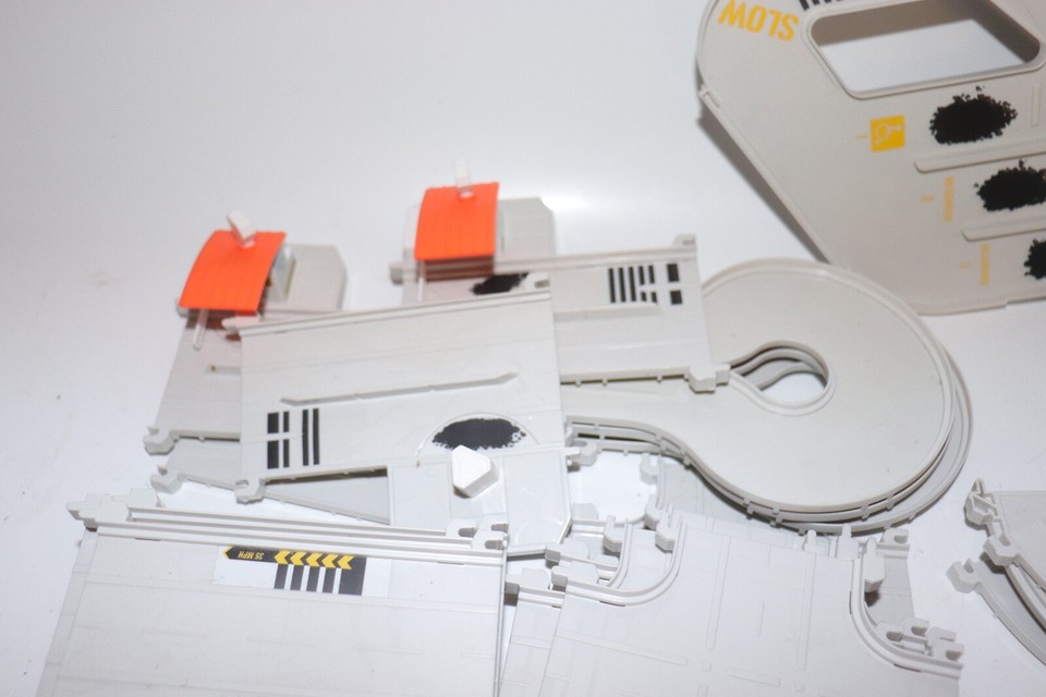 HEXBUG Tagamoto Code reading Race Tracks Play Set Lot with 3 cars | eBay