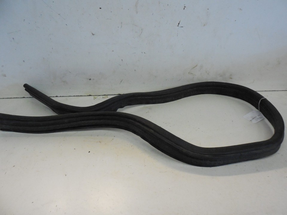 1997 Mercedes W210 E320 Cowl Engine Compartment Hood Seal Gasket | eBay