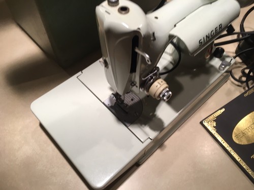 Vintage 1960s Singer White 221 Featherweight Sewing Machine | eBay