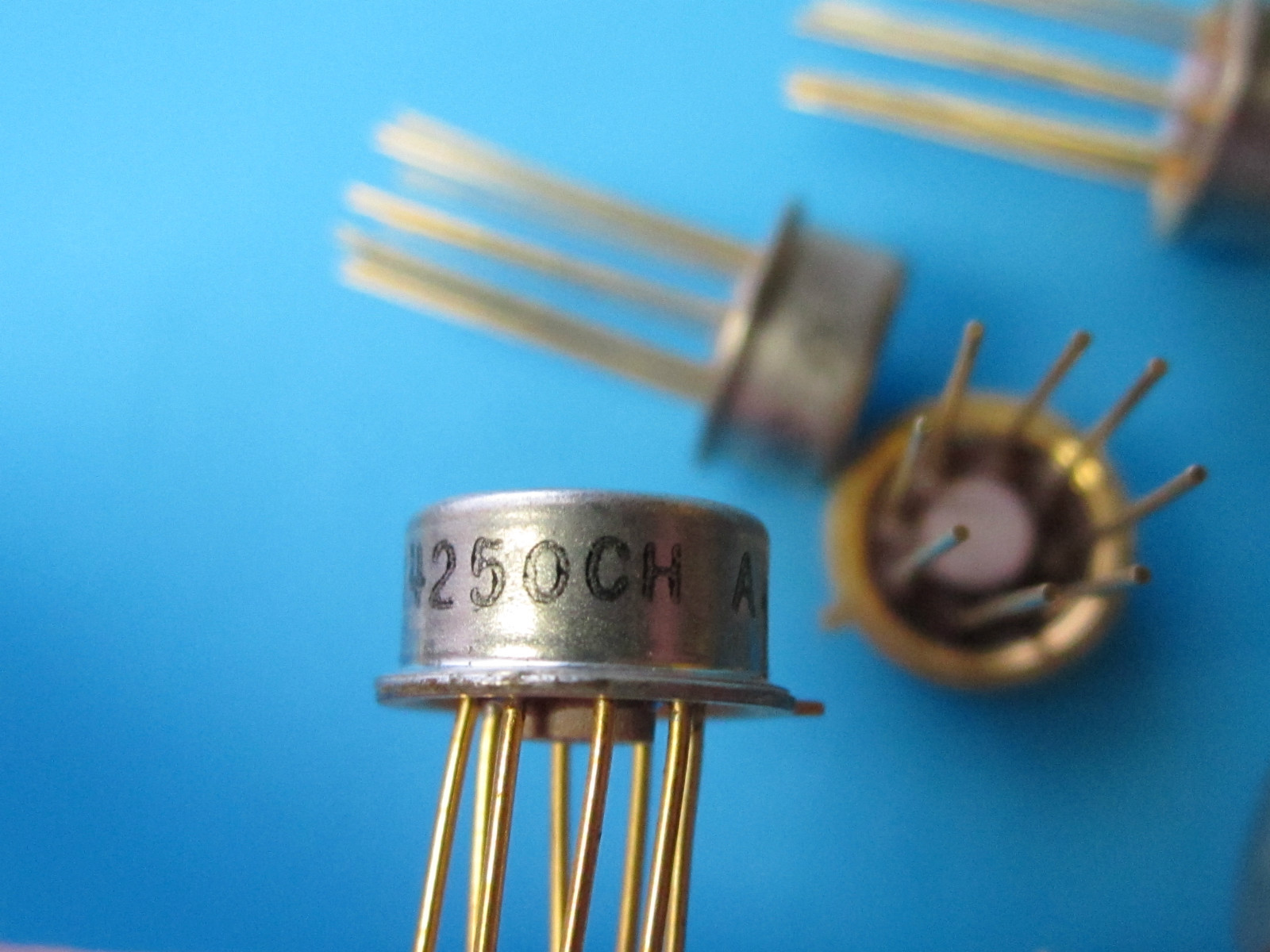 LM4250CH LM4250 Programmable Operational Amplifier National Gold 8pin ...