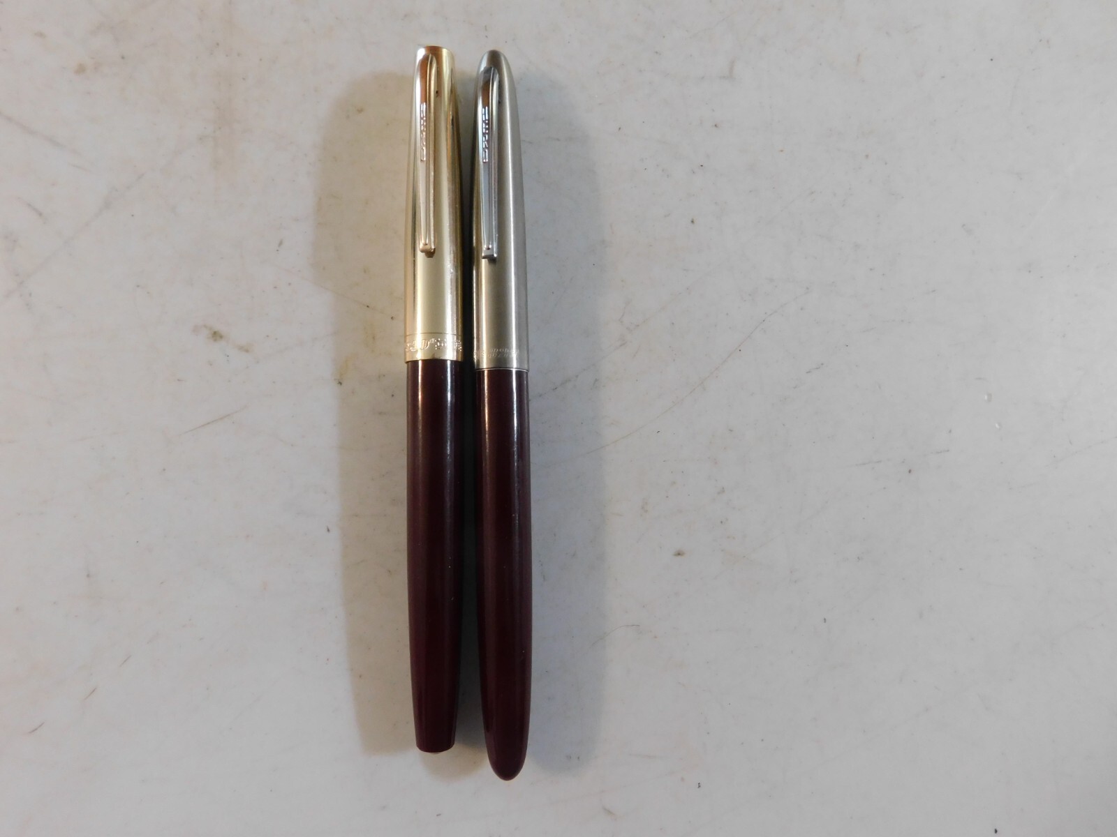 HERO #329 & #330 FOUNTAIN PENS 2 EACH MAROON WITH SILVER & GOLD TOP ...