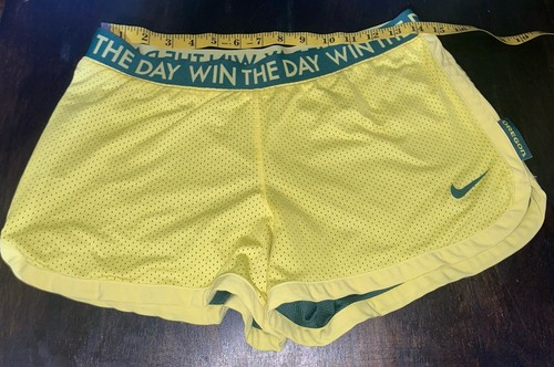 Nike Oregon Ducks Team Tempo Running Shorts Women's Size Medium Yellow ...