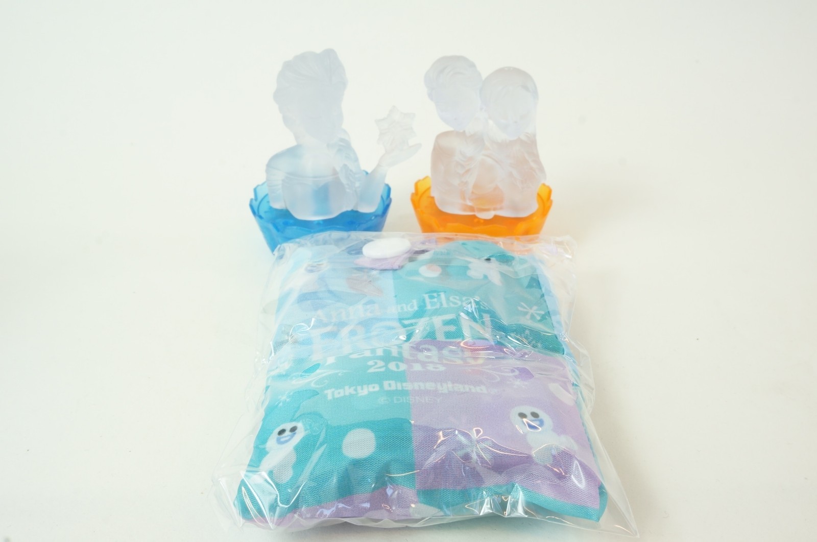 Tokyo Disney Resort Capsule Toy TDL Frozen Fantasy Set Anna Elsa | eBay