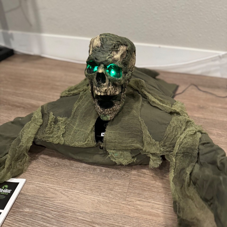 Spirit Halloween Grave Grabber Zombie Skeleton Animatronic Prop RARE! | eBay