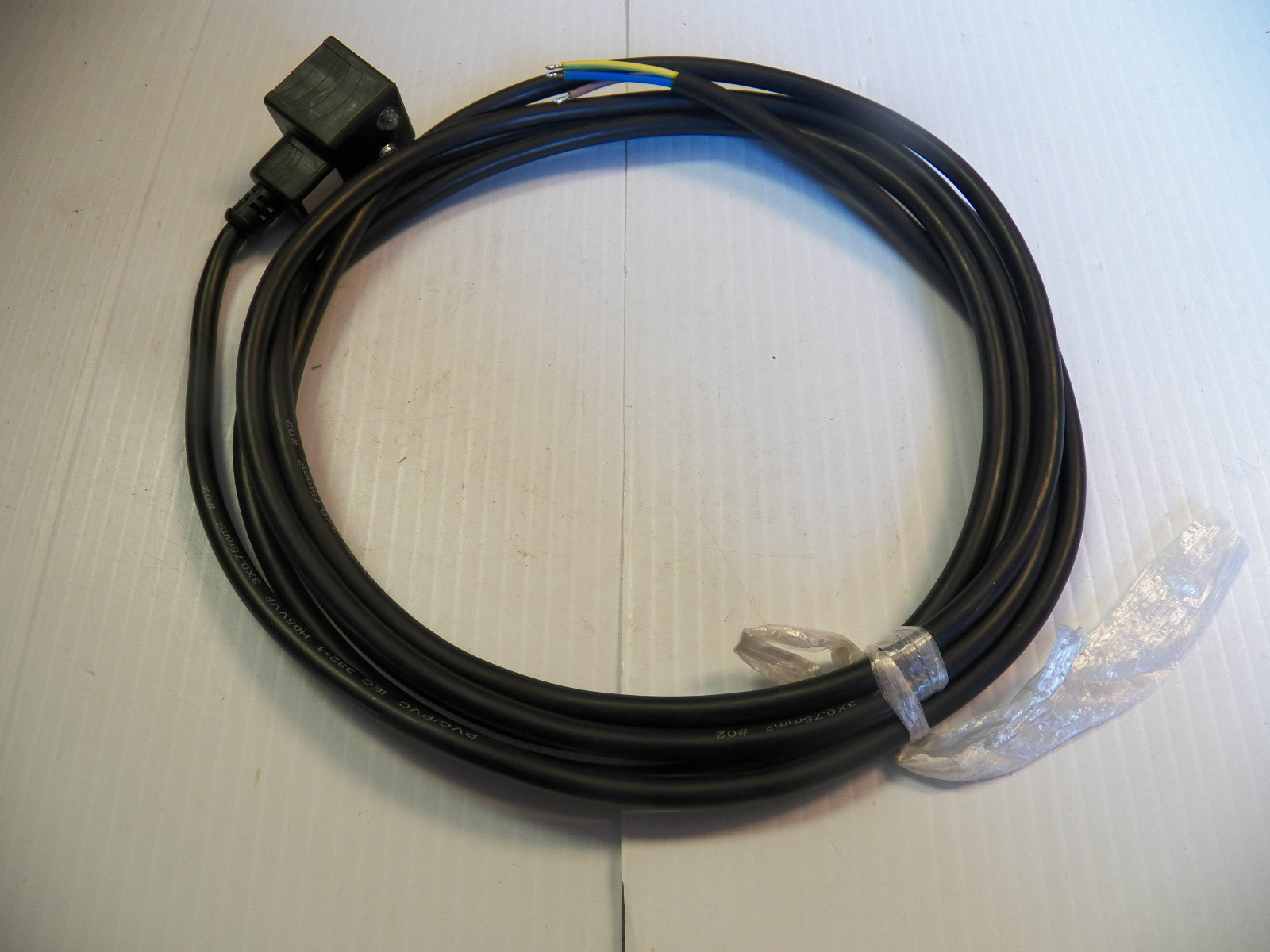 NEW HTP CABLE CONNECTOR ASSEMBLY IEC 332-1 IEC3321 H05VVF | eBay