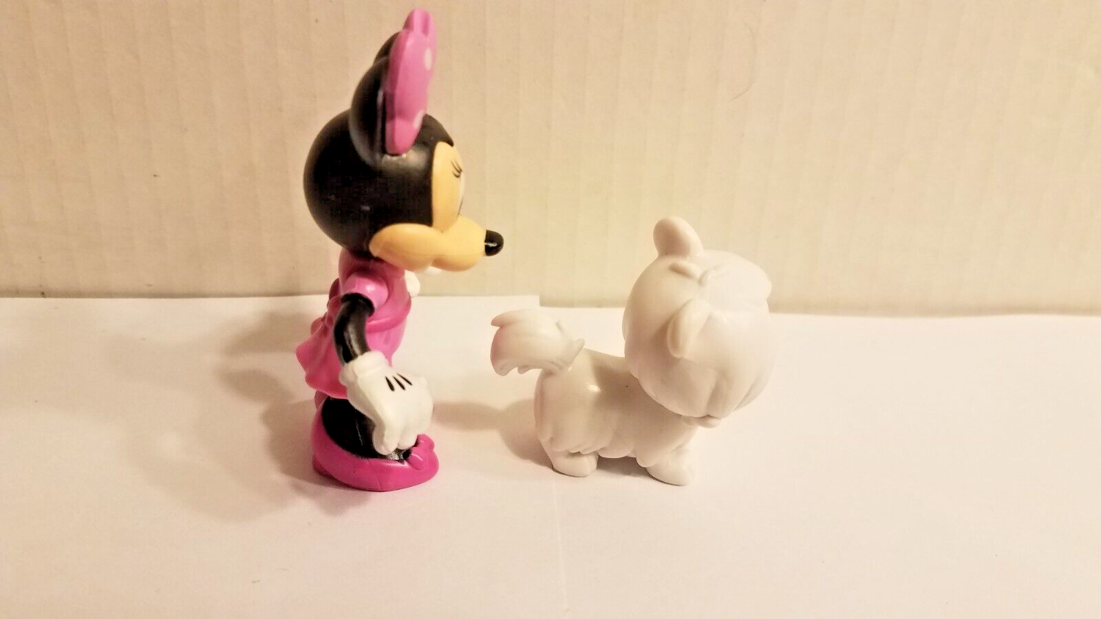 Disney Minnie Mouse & Pet Dog Snow Puff Figures | eBay