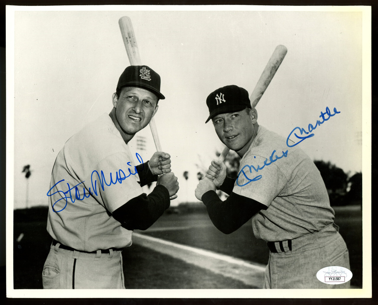 Stan Musial Autographed Memorabilia | Signed Photo, Jersey ...