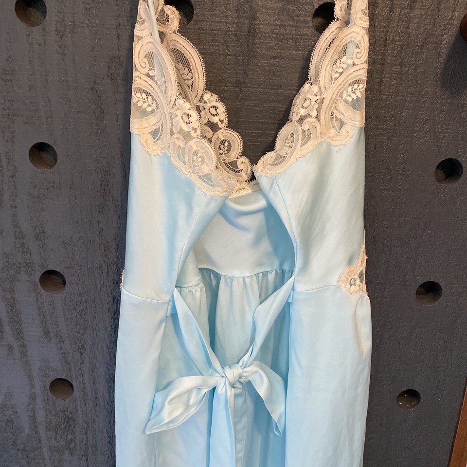 Eve Stillman Vintage negligee collection 80s Nightgown Pale Blue Beige ...