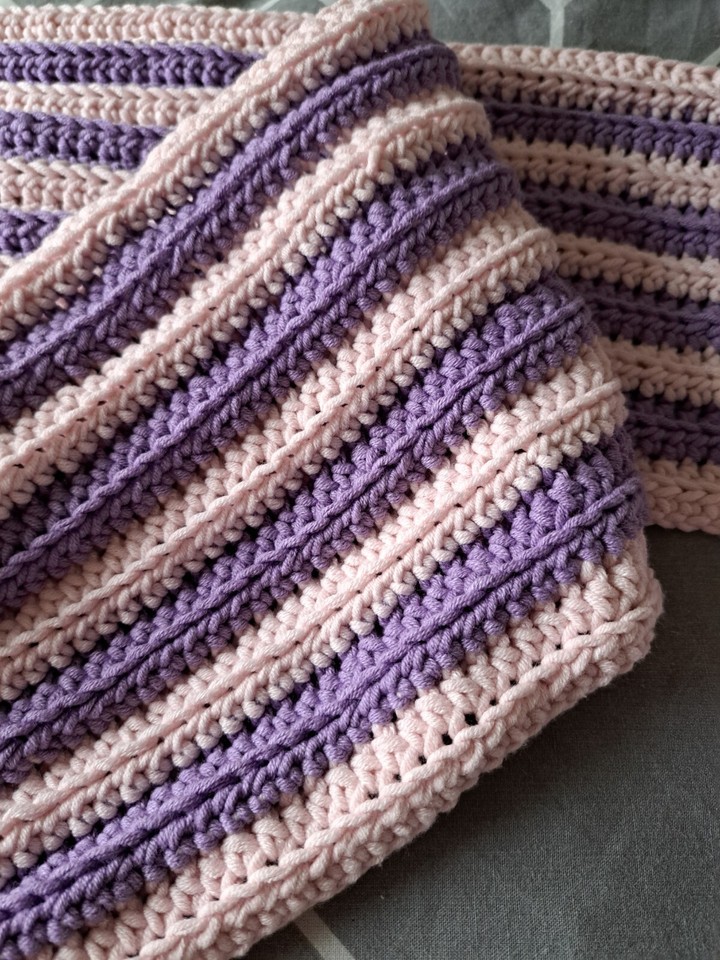 Lovely crochet Chunky Hat/Scarf set in cotton mix yarn | eBay UK