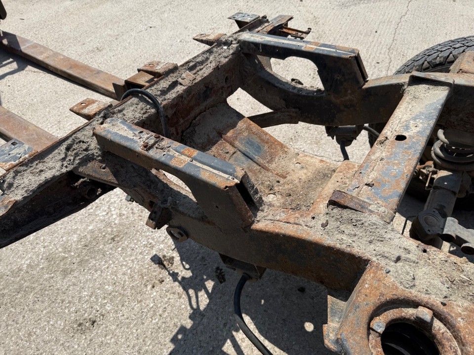 Land Rover defender 130 puma tdci double cab rolling chassis ID project ...