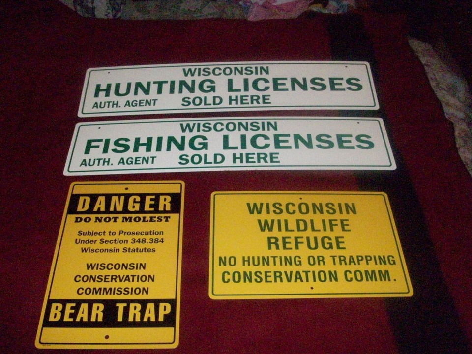 WISCONSIN FISHING LICENSES SOLD HERE New sign 36 inch by 8 inch ...