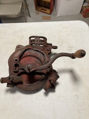 Primitives - Corn Sheller