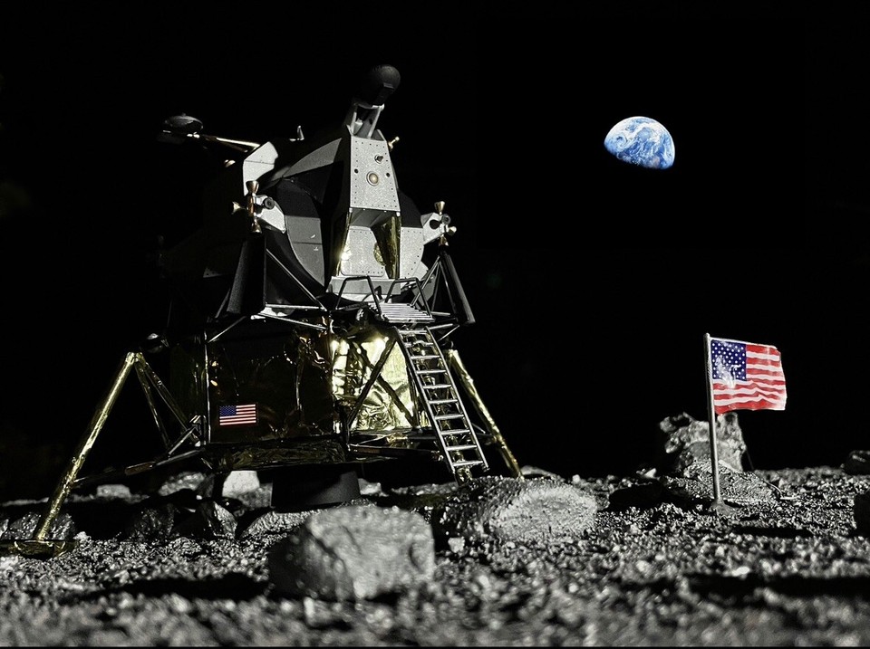 NASA Apollo LEM Lunar Module 1:48 Scale Model | eBay