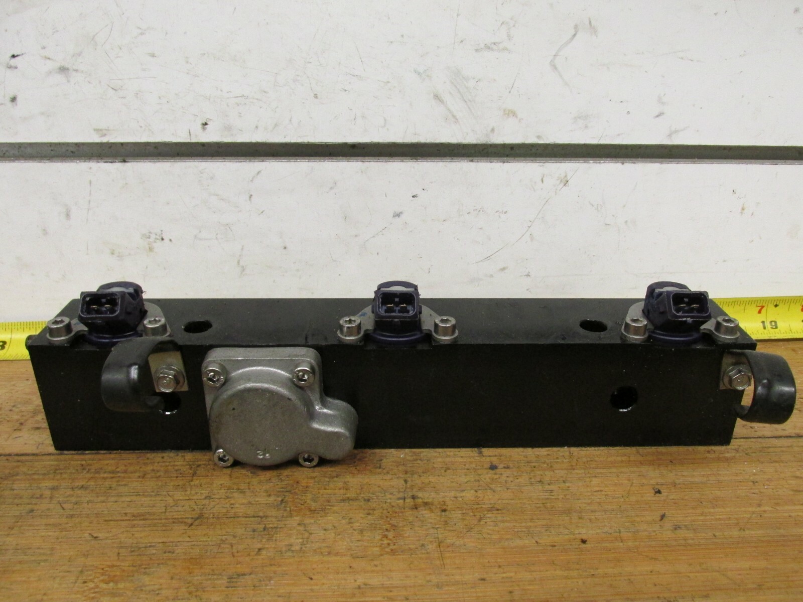 Mercury 150 HP Optimax Fuel Rail Starboard 852379A4 852379 | eBay