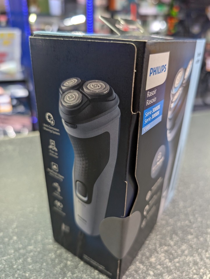 PHILIPS SHAVER 3000X SERIES WITH NOSE TRIMMER | eBay UK