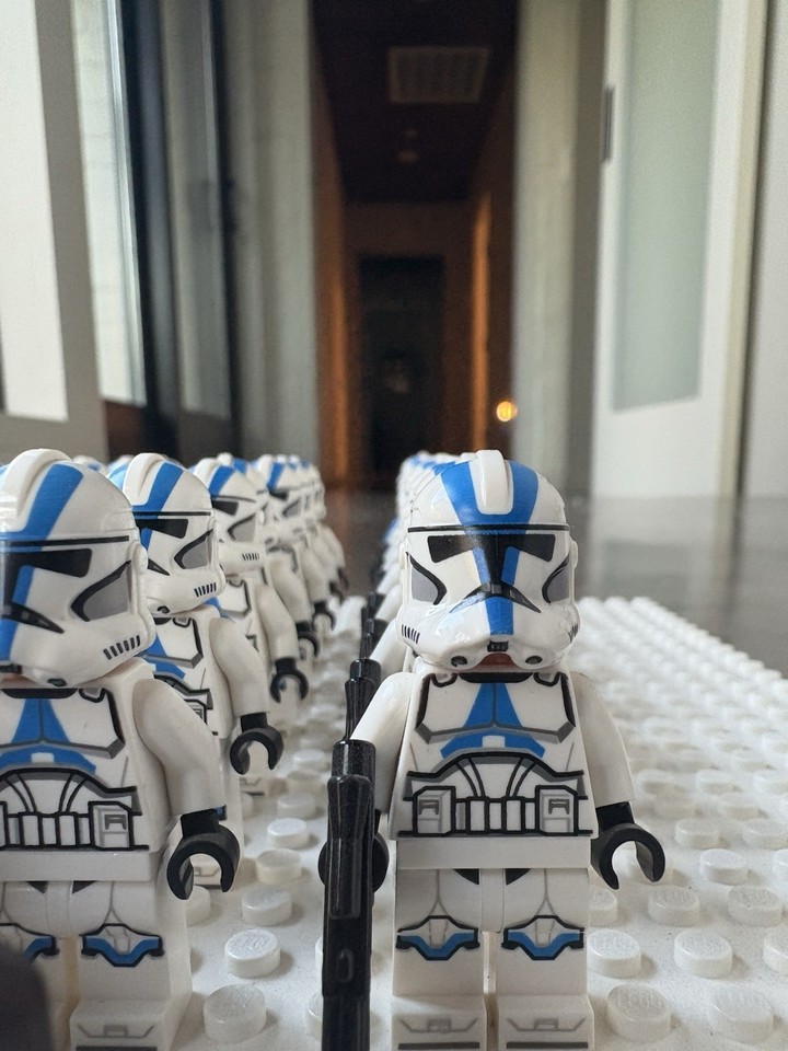 LEGO Star Wars 501st Clone Army, 32 total mini figs (see specs in description) | eBay