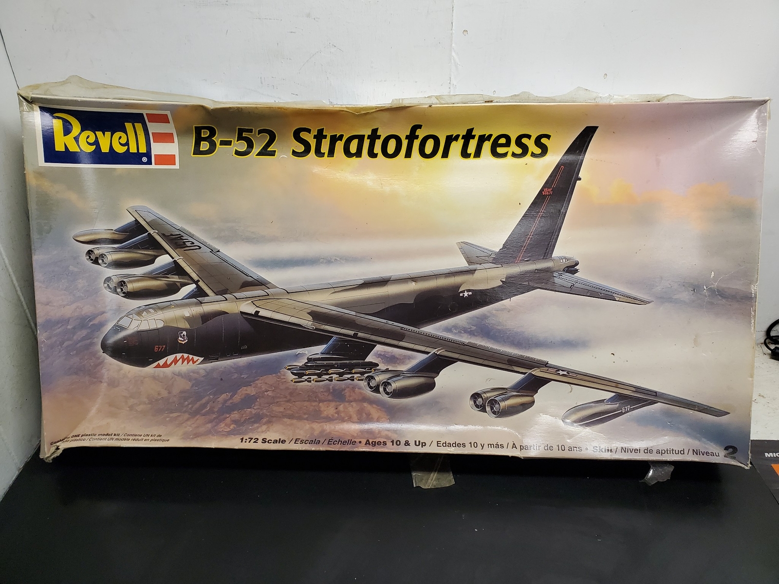 2004 Revell-Monogram B-52 Stratofortress 1:72 Scale Bomber Model 85 ...