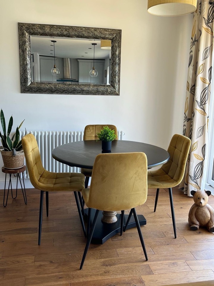 round dining table and 4 chairs used | eBay UK