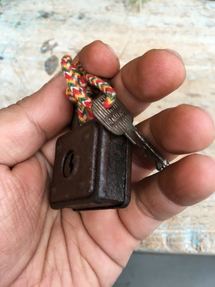 Antique Old Hand Forged Rustic Iron Made MORRIS Brand Small Lock & Key ...