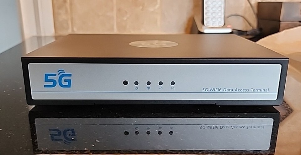 Industrial RM520 LTE 5G NR Wireless MODEM ROUTER UNLIMITED HOTSPOT ...