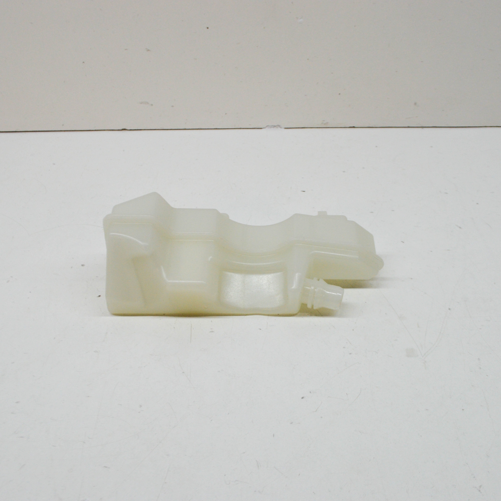 MERCEDES-BENZ C W205 AMG Right Lower Expansion Tank A1772000385 NEW ...