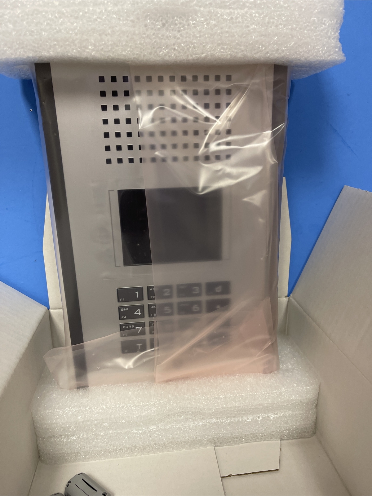 Commend WS810PI.C Multifunctional IP Wall Mount Station Colour Display ...