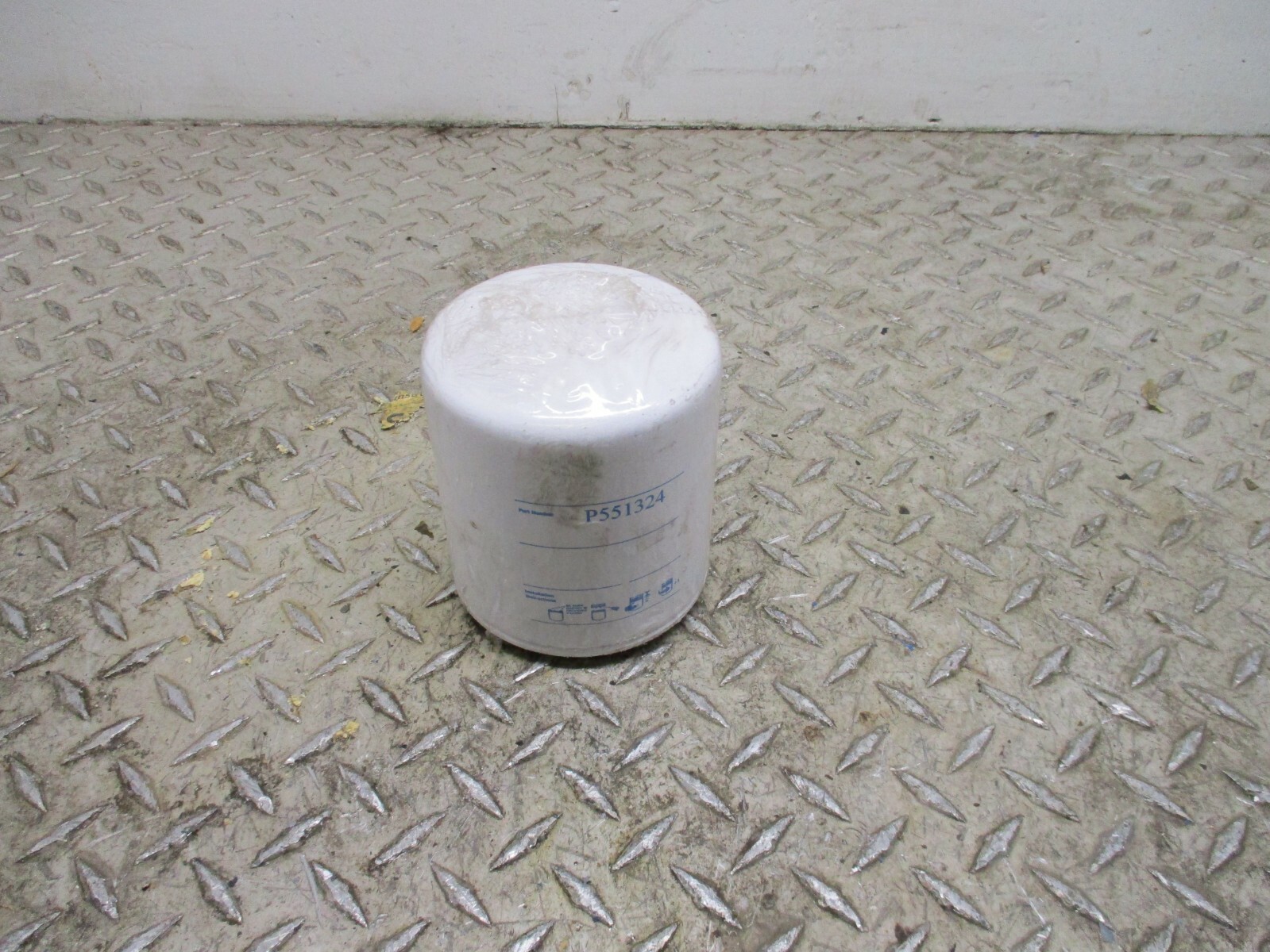 DAEWOO D140182 - cross reference oil filters | oilfilter-crossreference.com