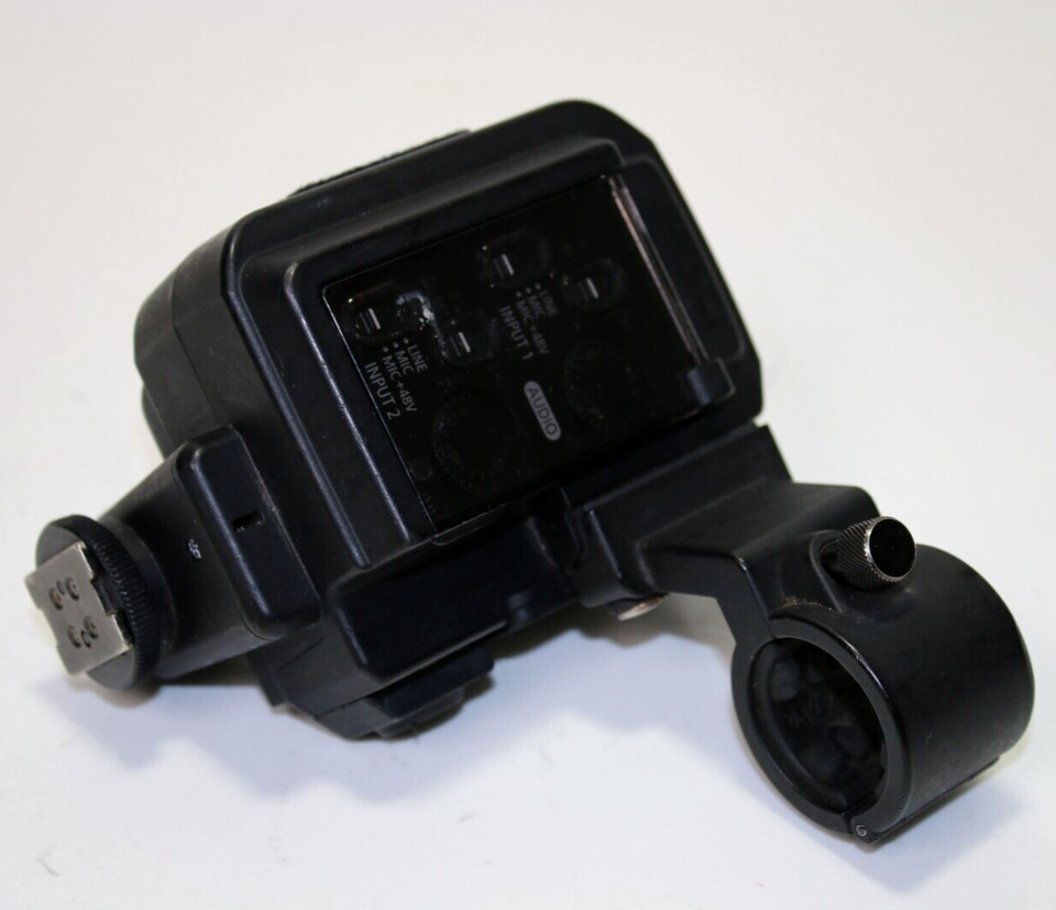 Canon XC15 4K Camcorder w/Canon MA-400 Mic Adapter - READ ...