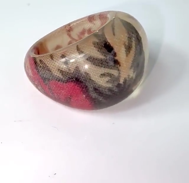 Sobral Tecido Romantica Floral Fabric Inclusion Artist Made Ring Size 8 ...