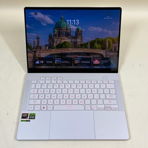 ASUS ROG Zephyrus G14 GA403UV 14" Ryezn 9 8945HS 4 GHz 16GB RAM 1TB SSD ...