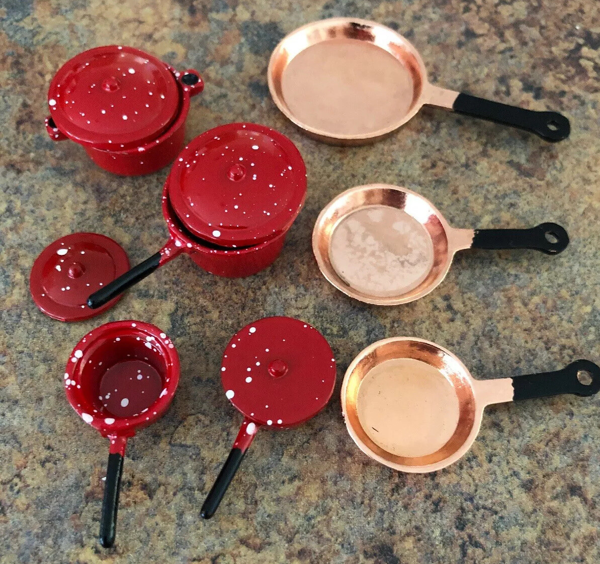 TIMELESS MINIS RED SPATTERWARE POTS ,Copper Pans & Lids Doll Miniature ...