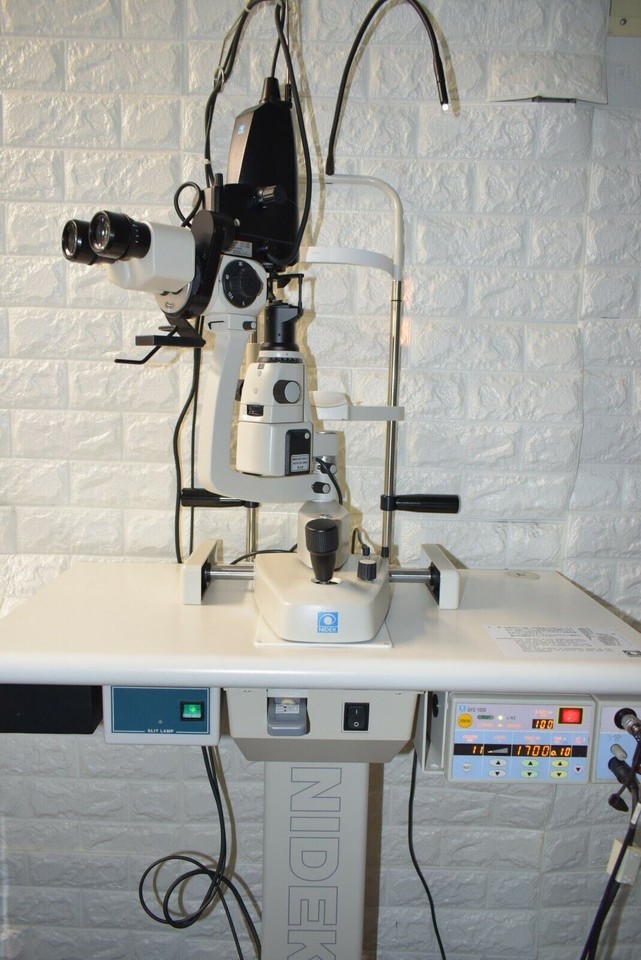 Nidek GYC 1000 green laser (Argon-532) with slitlamp and table +/- LIO ...