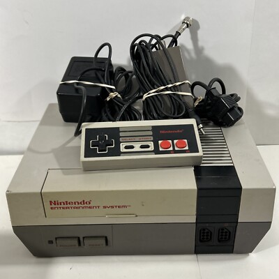 Nintendo Original NES-001 Entertainment System NES Console Bundle ...