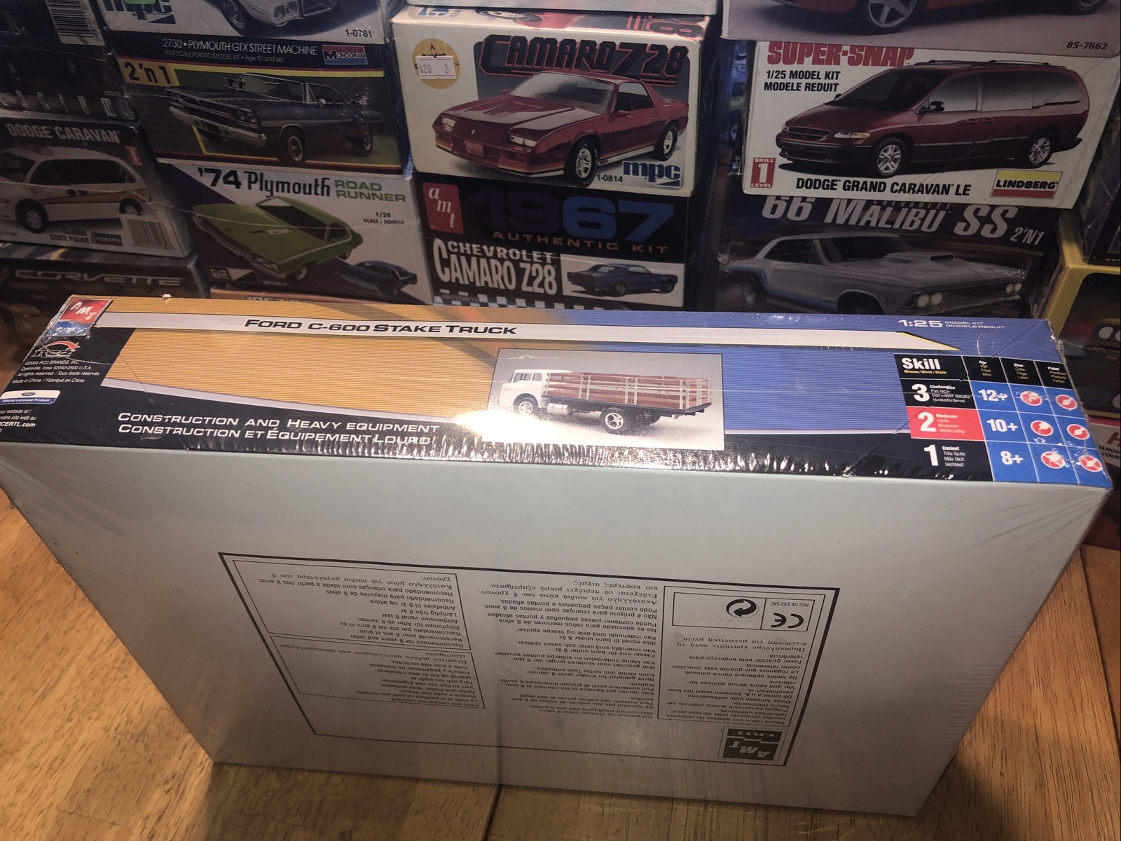 AMT Ford C-600 Stake Truck Model Kit P/n 38165 Factory 1 25th Scale for ...