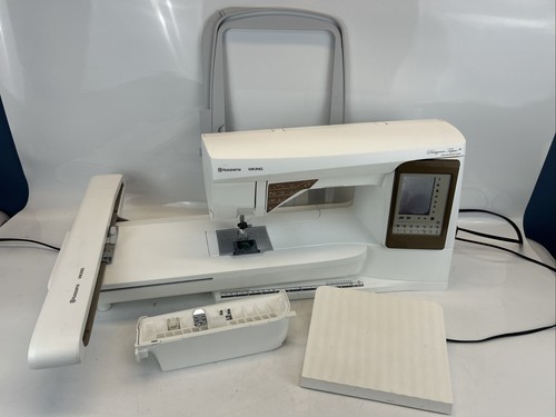 Husqvarna Viking Designer Topaz 50 Sewing & Embroidery Machine ...