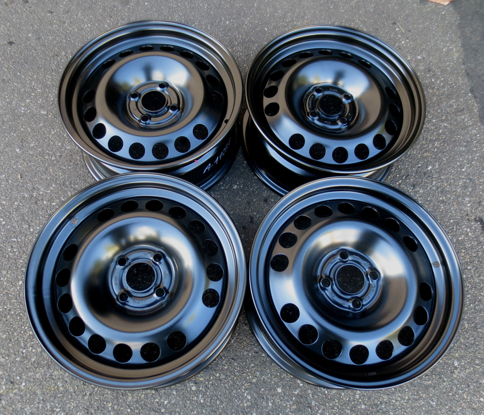 4 x Stahlfelgen Opel Astra-H, Tigra TwinTop 6,5Jx15H2 4x100 ET35 # A ...