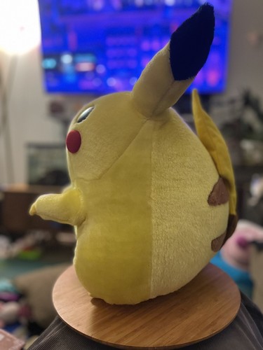 1999 Pokemon Pikachu Jumbo Plush toy 16” Nintendo Hasbro TOMY Big ...