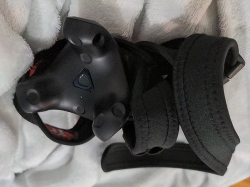 HTC Vive Tracker 3.0 VR Full Body Tracking with Adjustable Strap ...