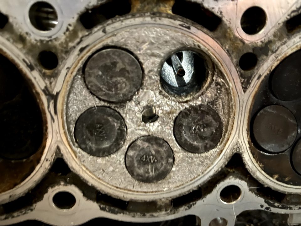 Yamaha AR SX VX VX110 V1 MR1 1100 Engine Cylinder Head complete 6EX ...