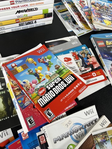 Lot of 30 Empty Nintendo Wii Game Cases, extra manuals and artwork ...