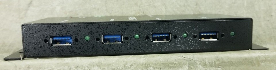 StarTech Rugged 4 Port Industrial USB 3.0 Hub Rack Mountable ST4300USBM ...